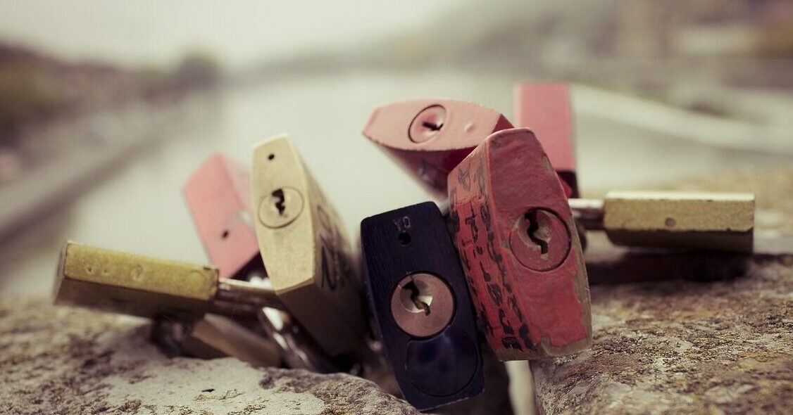 Protect your information with information classification in Microsoft ...